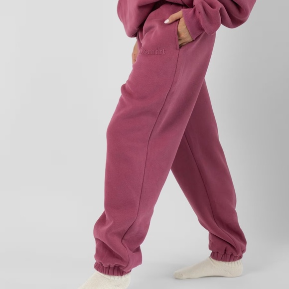 Comfrt | Pants & Jumpsuits | Brand New Comfrt Minimalist Sweat Pants In ...